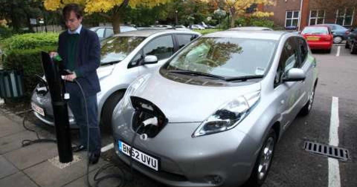 Travelling light - car clubs and lift shares