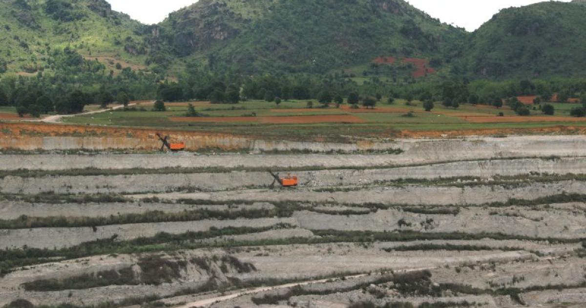 Burma goes for coal - but at what cost in pollution, disease and land ...