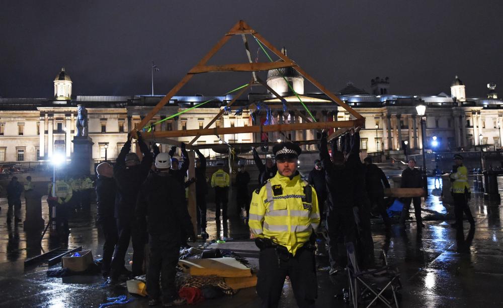 XR activists defy police protest shutdown